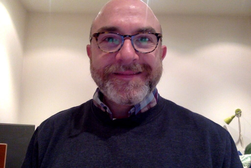 Raul Martin - Foundever Stories