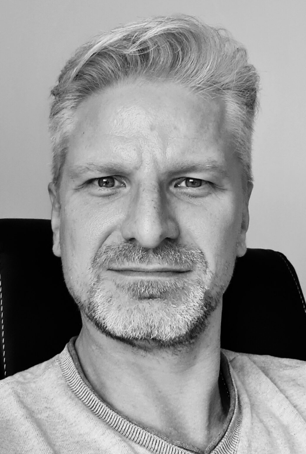 Ludovic Benoot - Foundever Stories